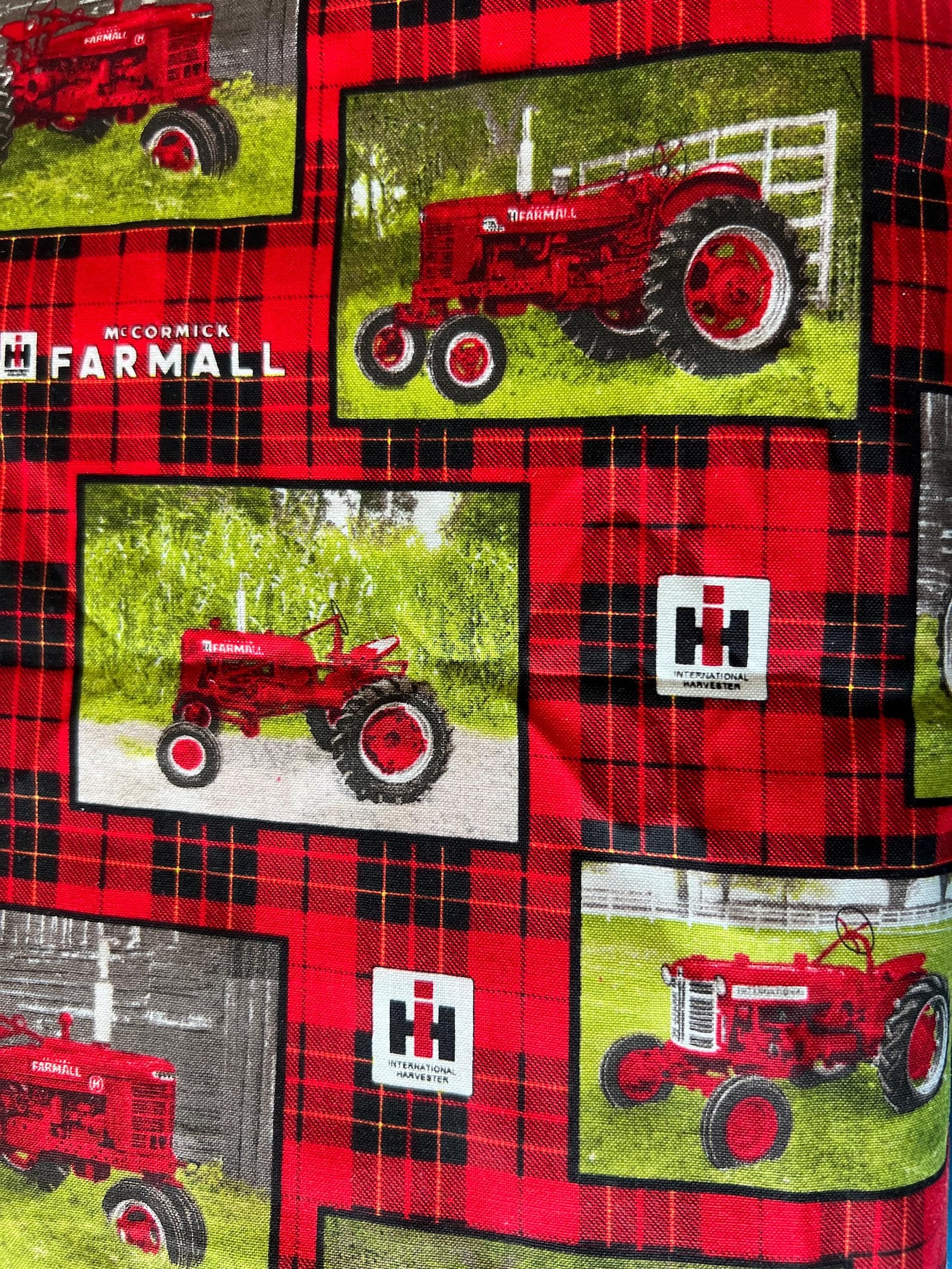 Farmall Tractors **international Harvest** Plaid Block Cotton Fabric ...