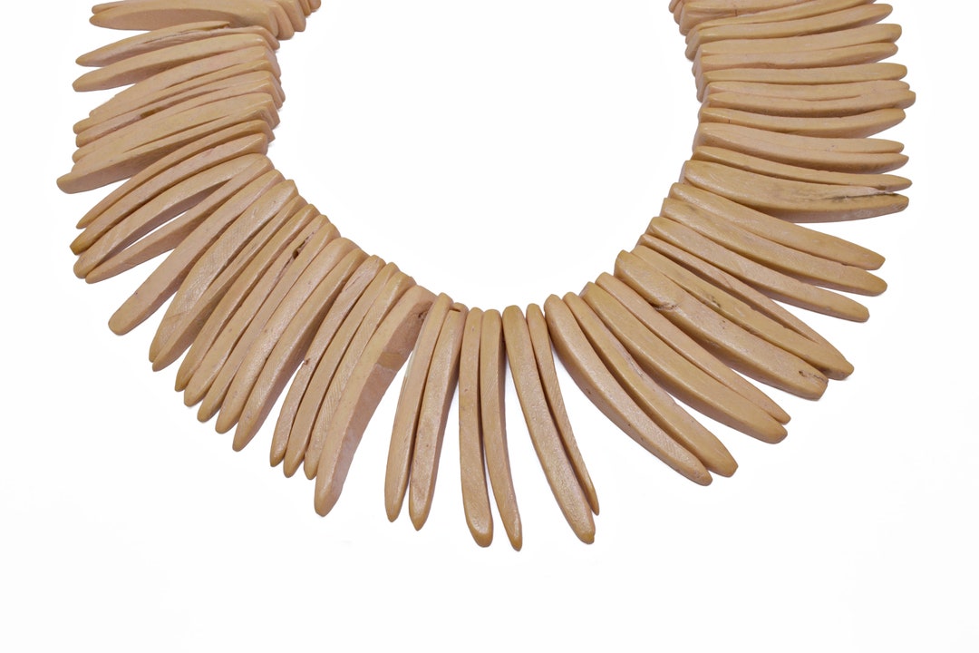 40mm Sand Beige Coconut Shell Sticks - Dyed and Waxed - 15 Inch Strand ...