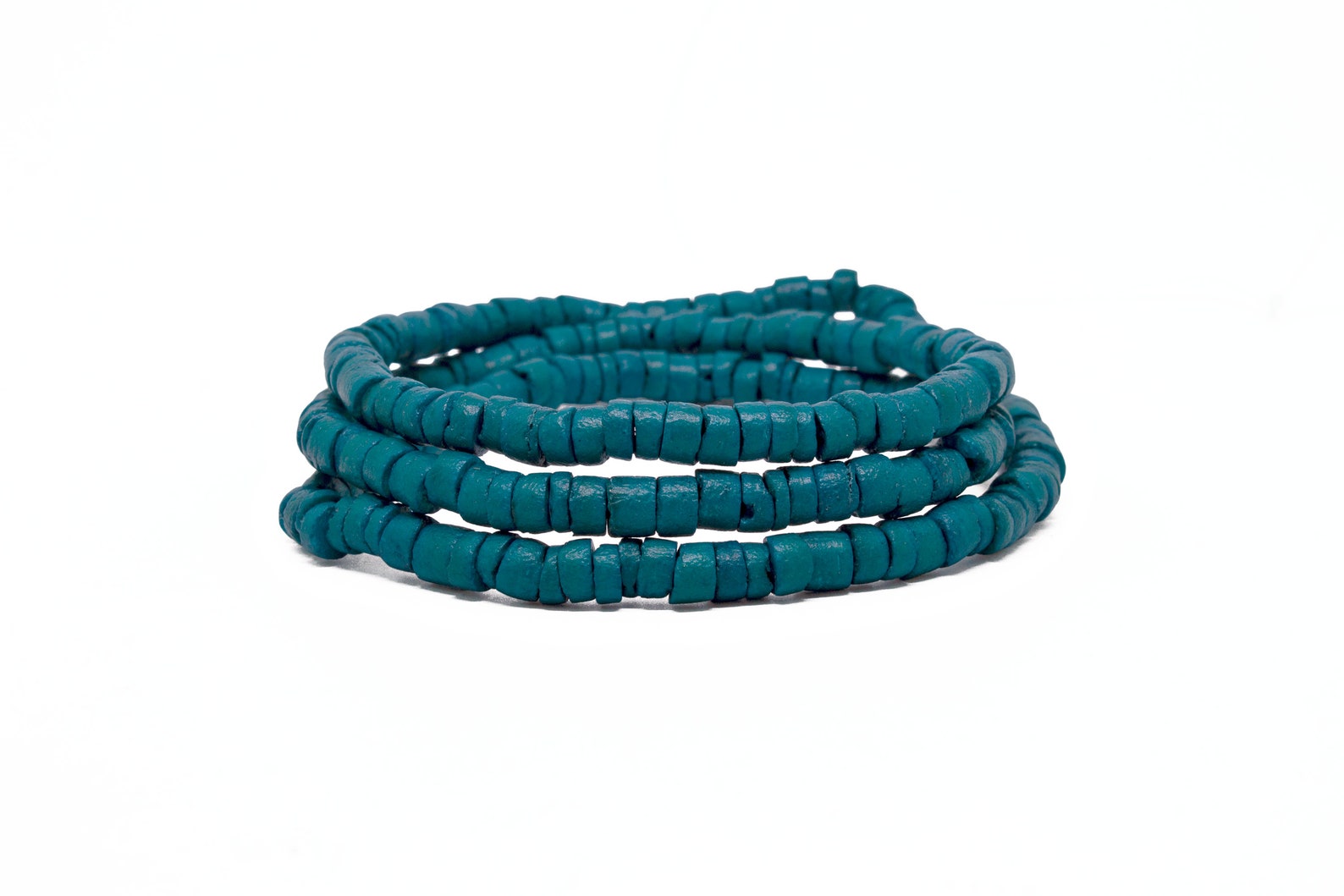 4-5mm Teal Blue Coconut Shell Heishi Beads - Dyed and Waxed - 23 Inch ...