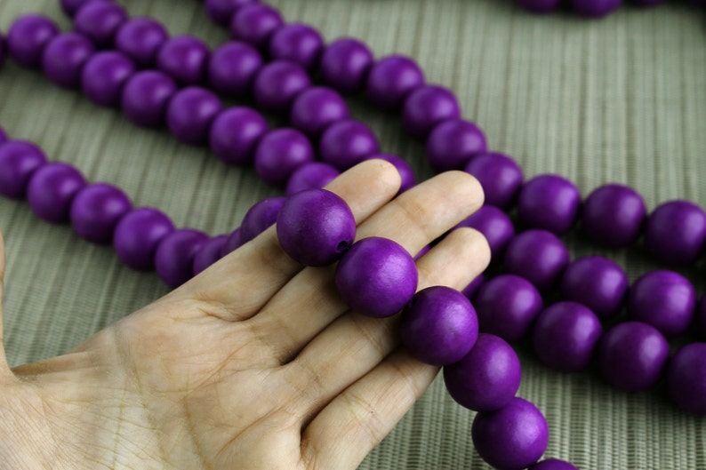 20mm Royal Purple Round Wood Beads Dyed and Waxed 10 Pcs. - Etsy