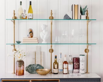 Glass shelving unit for wall store