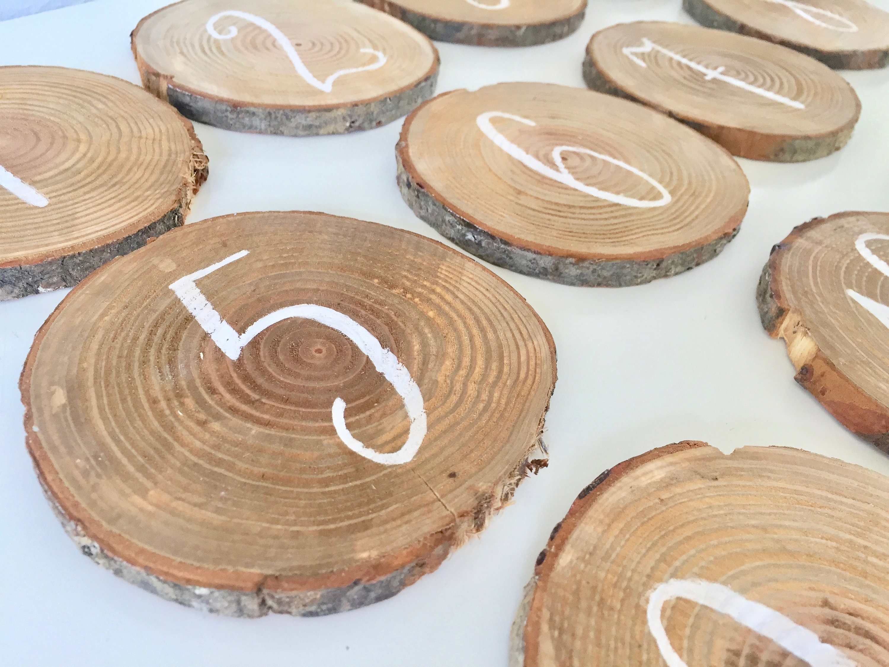 Wood slice table number / Custom calligraphic rustic wooden | Etsy