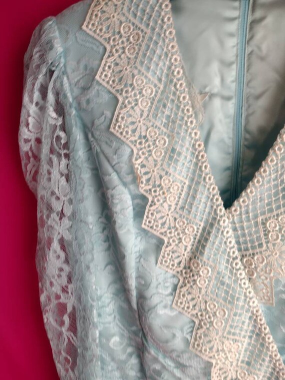 Baby blue and lace 80s dress - Gem