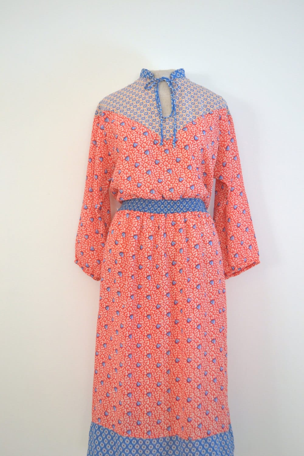 1970s Leaves + Pinwheels Dress // Vintage Red + Blue Peasant Frock ...