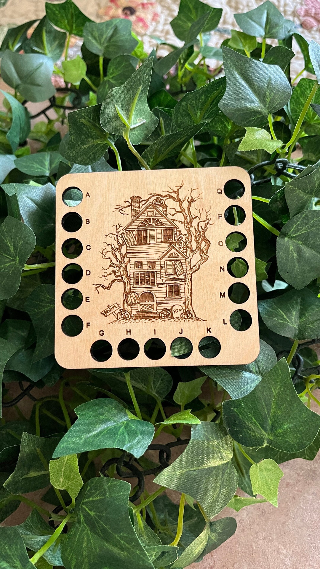 Haunted House Thread Keep - Etsy