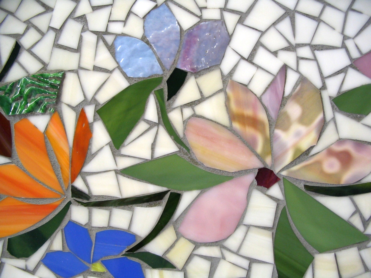 VIBRANT FLOWER MOSAIC Table Top - Indoor Outdoor Furniture Home Decor ...