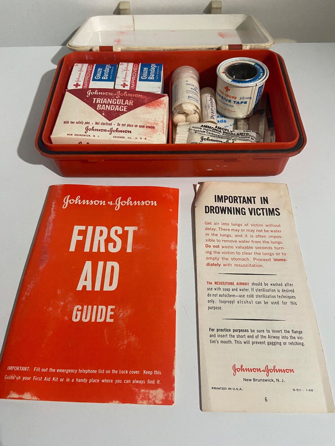 Johnson & Johnson Marine First Aid Kit From 1960s; Complete Set - Etsy