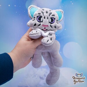 ITH Snow Leopard Plush Embroidery Pattern | Adorable Cat Panther Lion ...