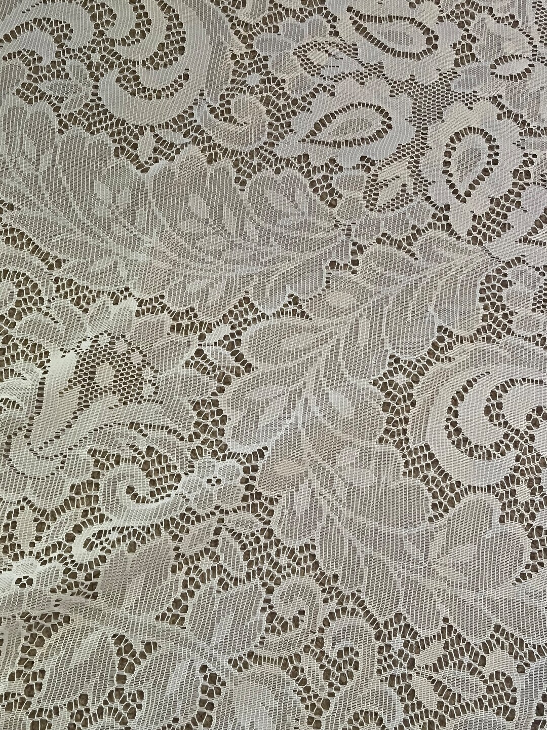 Vintage White Lace Paisley Design Oblong Tablecloth, 70 by 57 Inch ...
