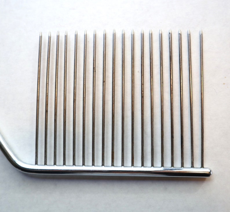 Vintage Bakelite Angel Food Cake Slicer and Antique Garlic Crusher ...