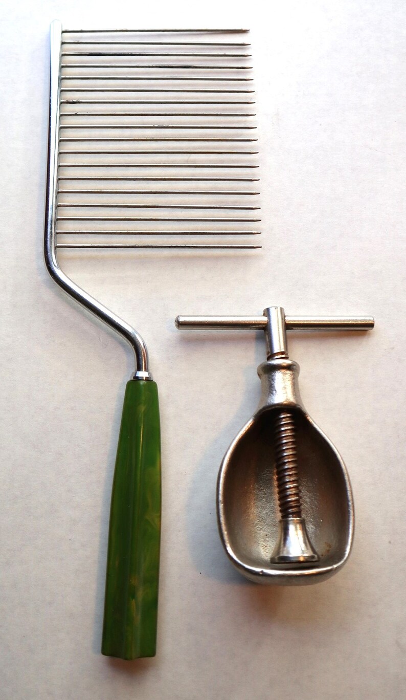 Vintage Bakelite Angel Food Cake Slicer and Antique Garlic Crusher ...