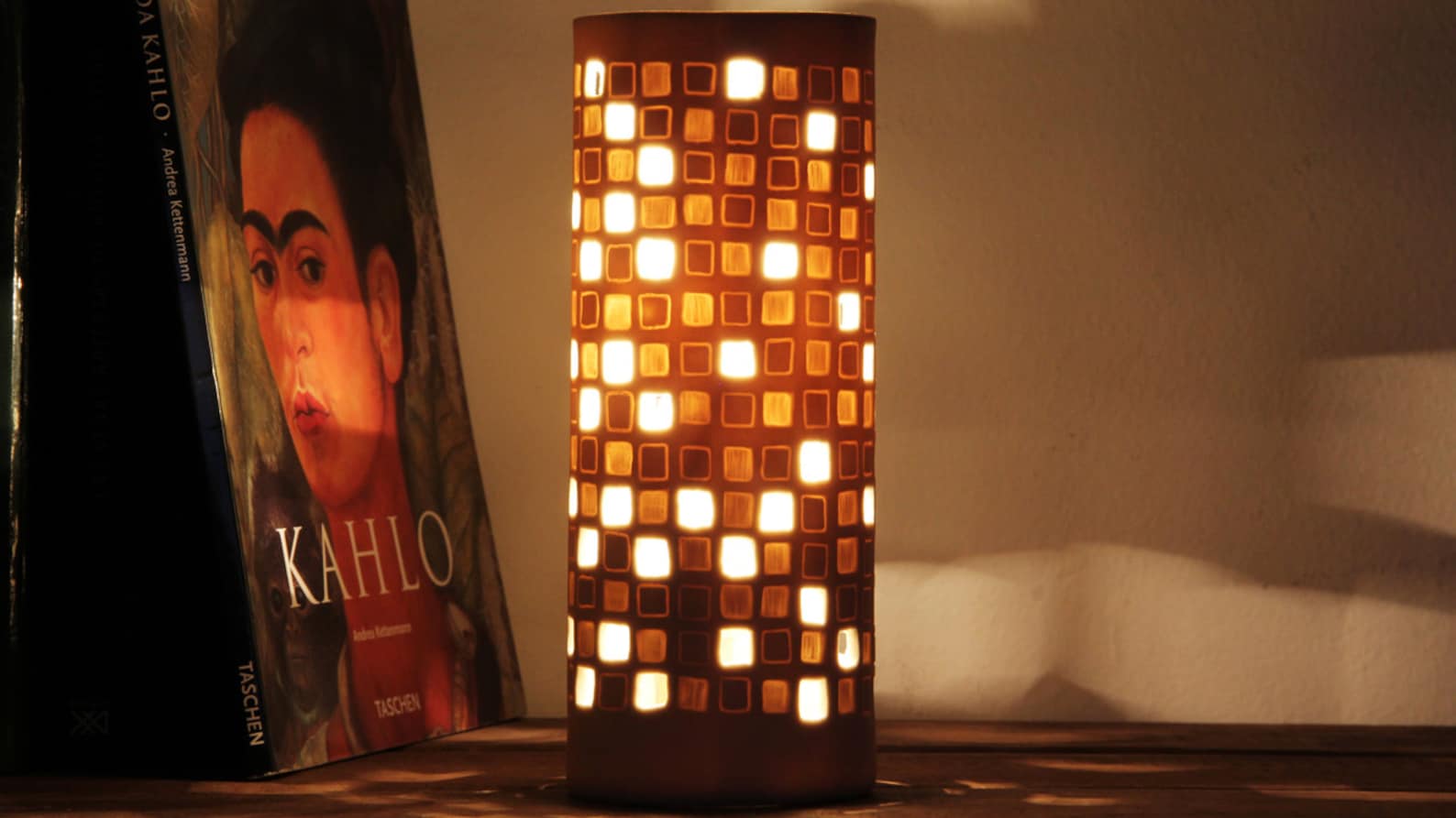 Cylinder-shaped Porcelain Lamp - Etsy