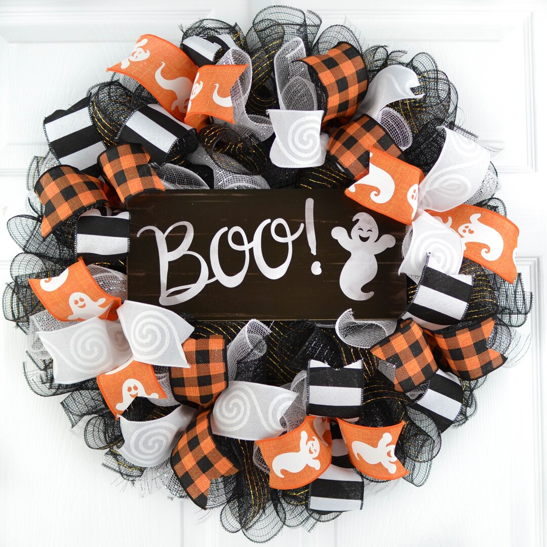 Boo Wreath, Ghost Wreath Ideas, Halloween Ghost Wreaths, Front Door ...