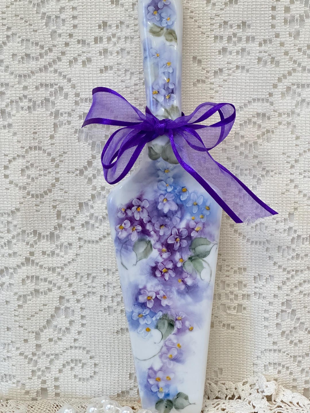 Hand Painted Porcelain Pie Cake Server, Multiple Lavender Violets ...