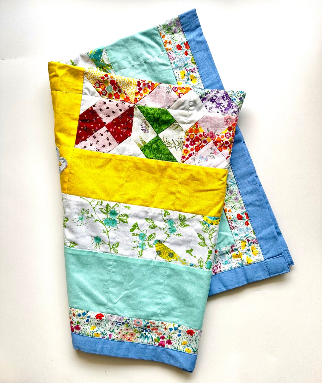 Vintage Hawaii Floral Patchwork Quilt Blanket // Heart Hawaiian Home ...