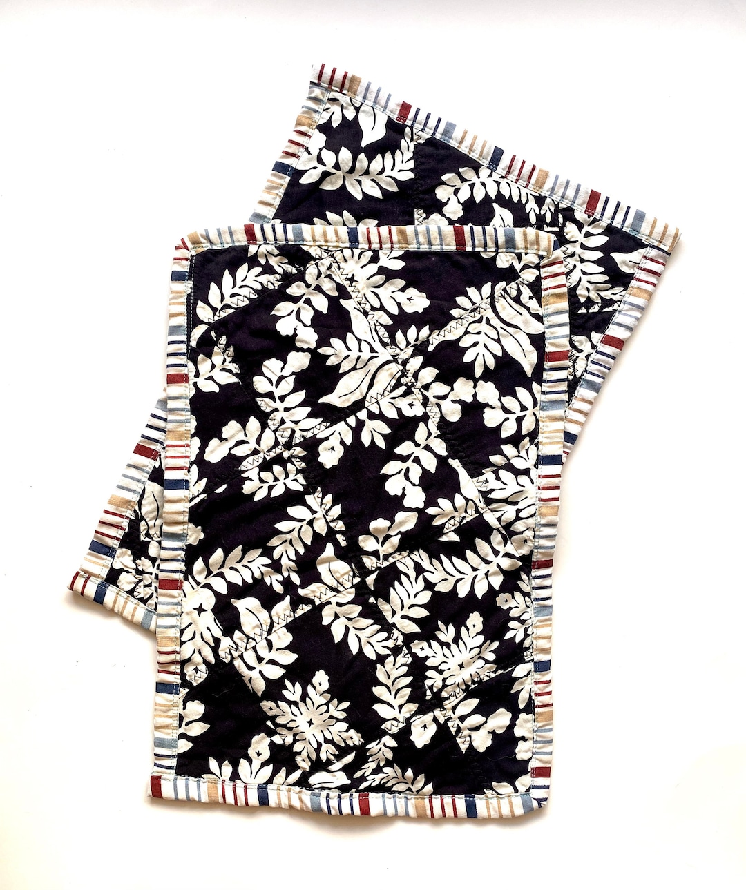 Vintage Hawaiian Patchwork Quilt Placemats Set of 2 Black White Hawaii ...