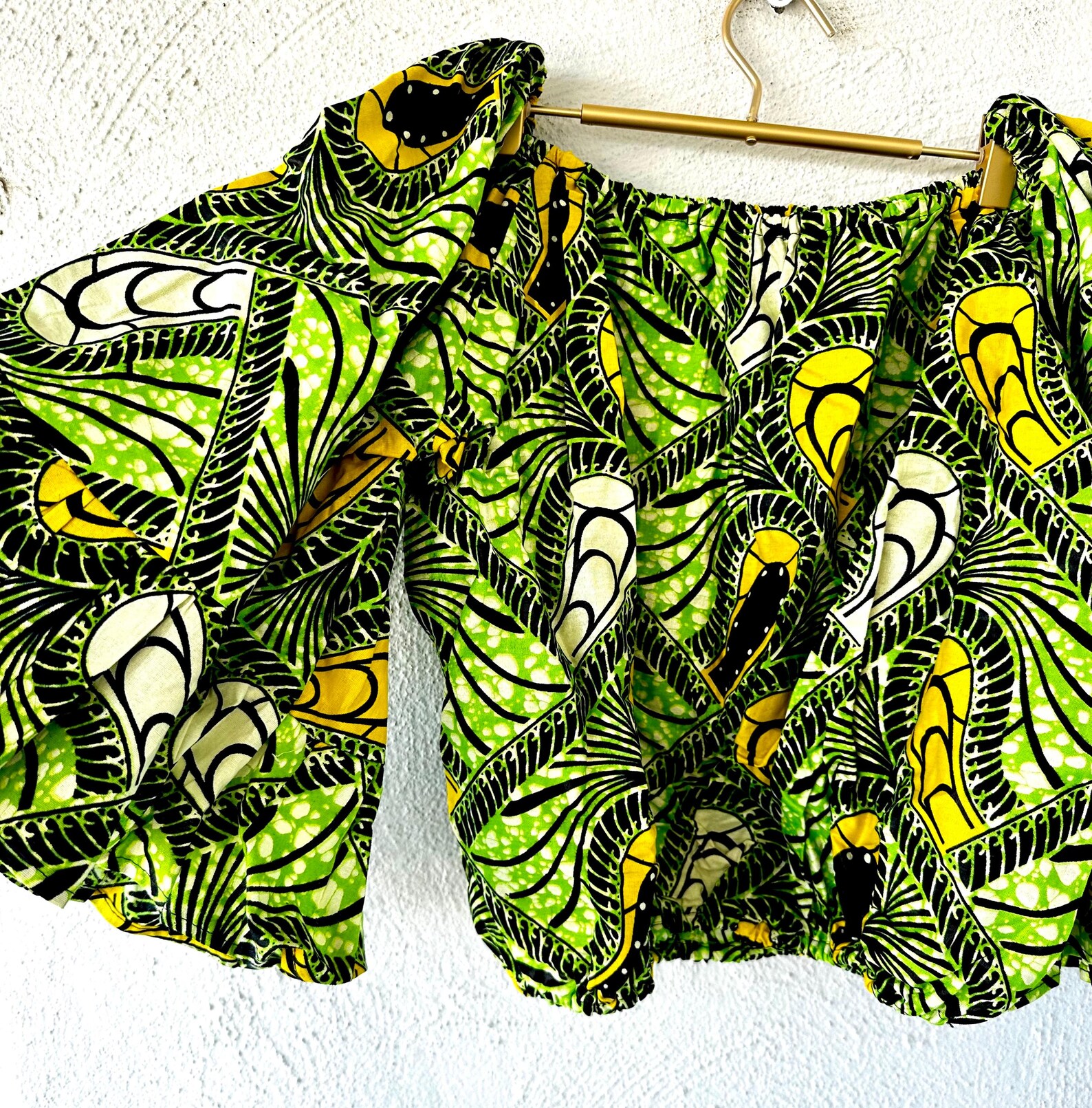 Vintage Angel Wing Sleeve Shirt Bold Graphic 70s Vibes Hippie Boho off ...