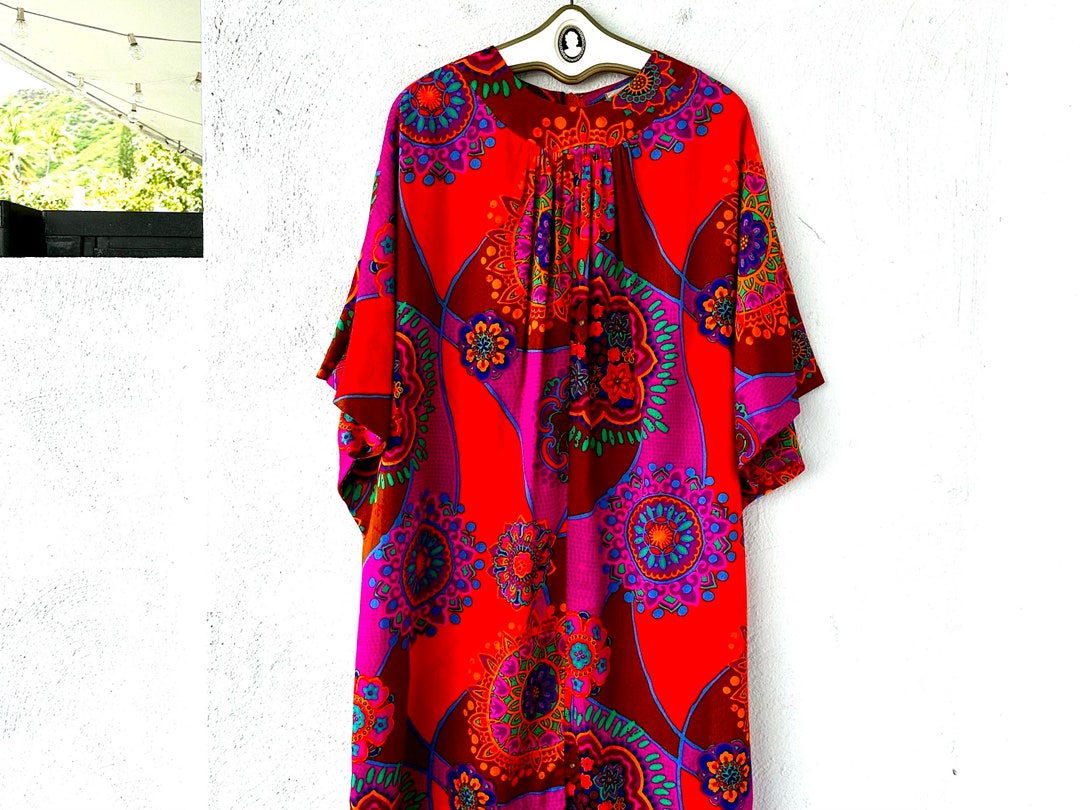 Vintage 60s 70s Hawaiian Psychedelic Caftan Dress 1960s 1970s Hawaii ...