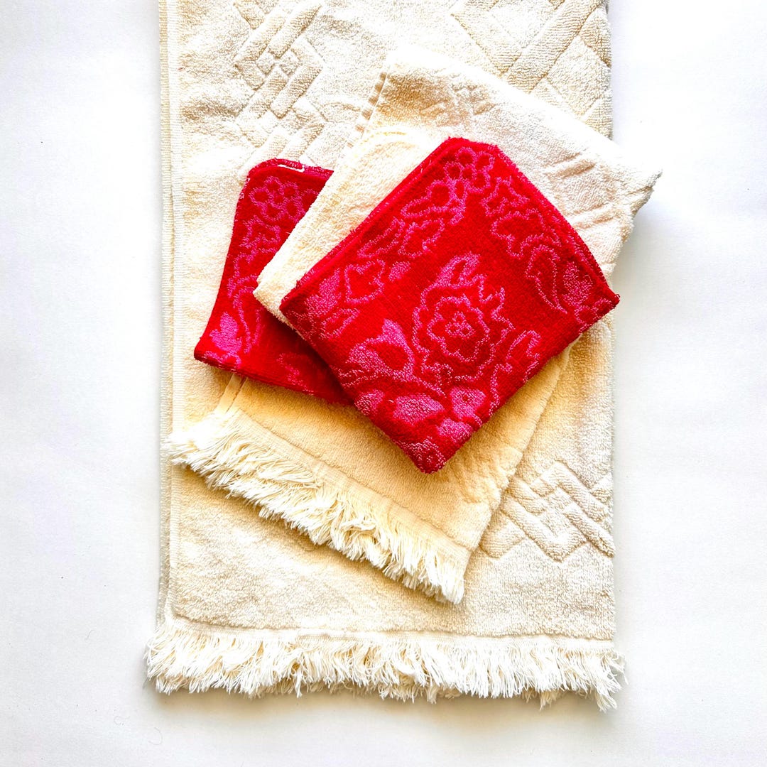 Vintage 60s 70s Towel MCM Cannon Sears White Pink Fringe Bath Towel Set ...
