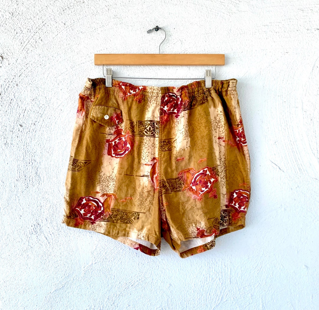 Vintage 60s Hawaiian Surf Shorts: Royal Coat of Arms Graphic - Etsy UK