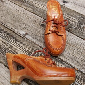 Cutout Platform Clogs Kinney 70s High Heel Mules Wood and Leather ...