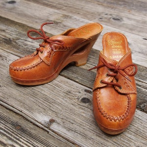 Cutout Platform Clogs Kinney 70s High Heel Mules Wood and Leather ...