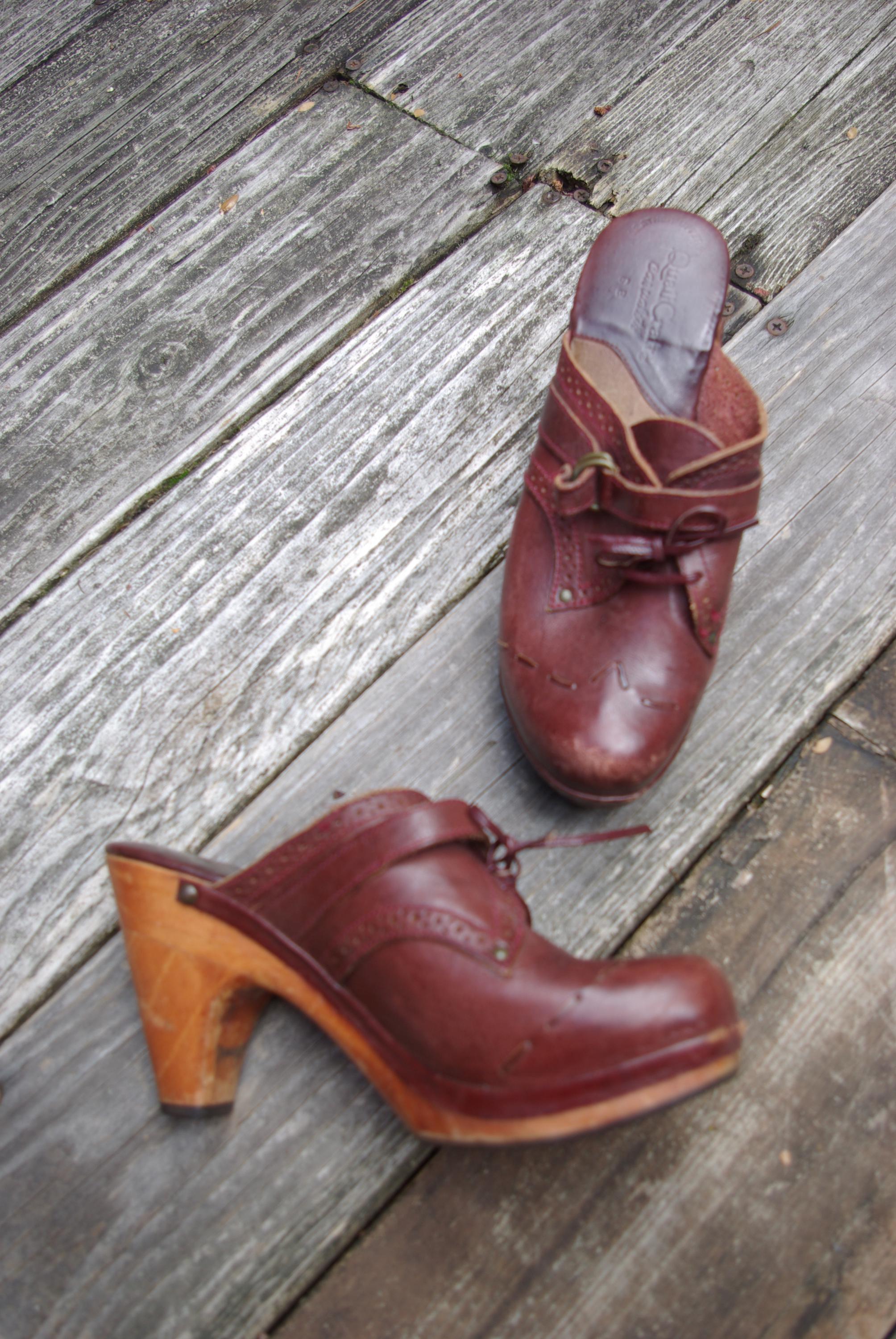 70s Platform Clogs: Qualicraft Merlot Leather Wood Mules, US Size 6B - Etsy