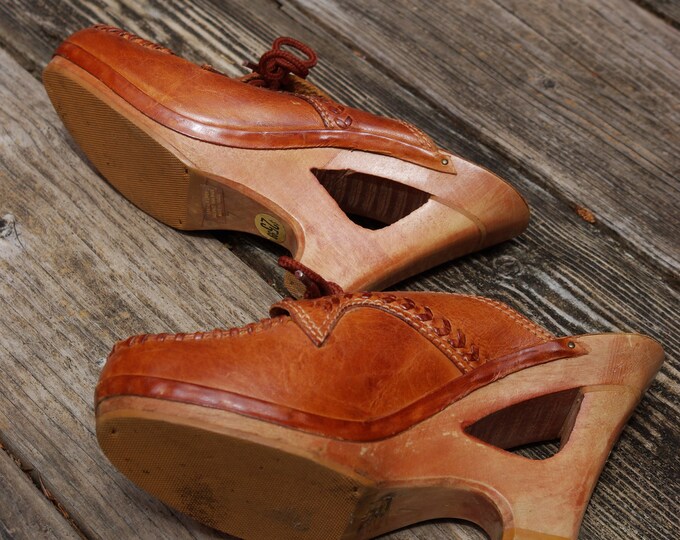 Cutout Platform Clogs Kinney 70s High Heel Mules Wood and Leather ...