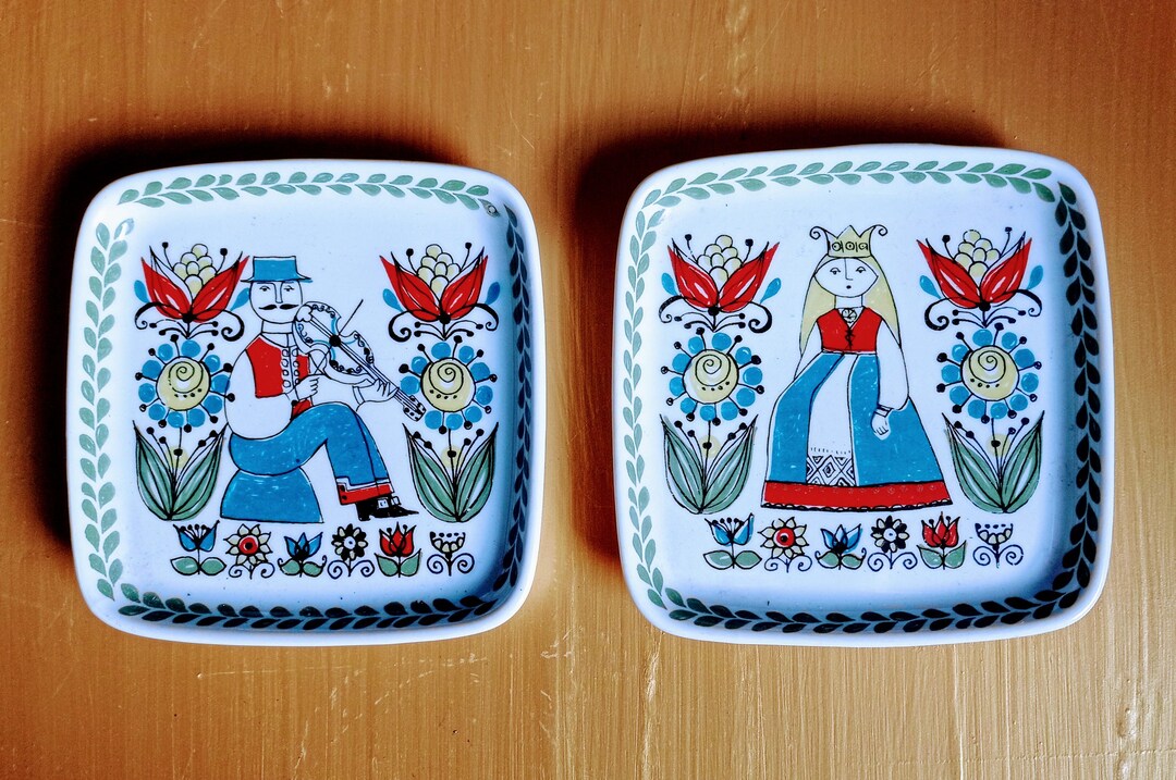 SALE Figgio Flint Saga Hanging Plates. Nordic Design. Norwegian Vintage ...