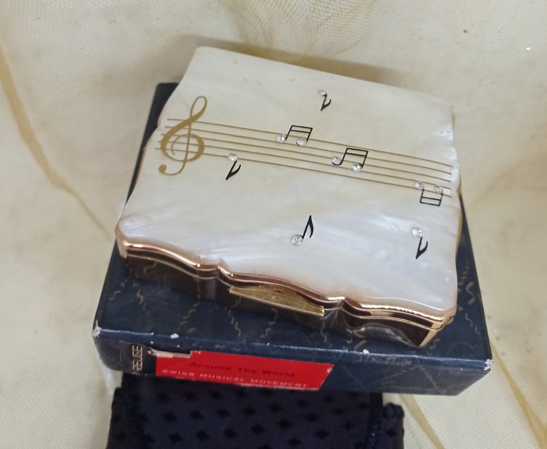 Mother of Pearl Musical Powder Compact by Stratton. Plays the Around ...