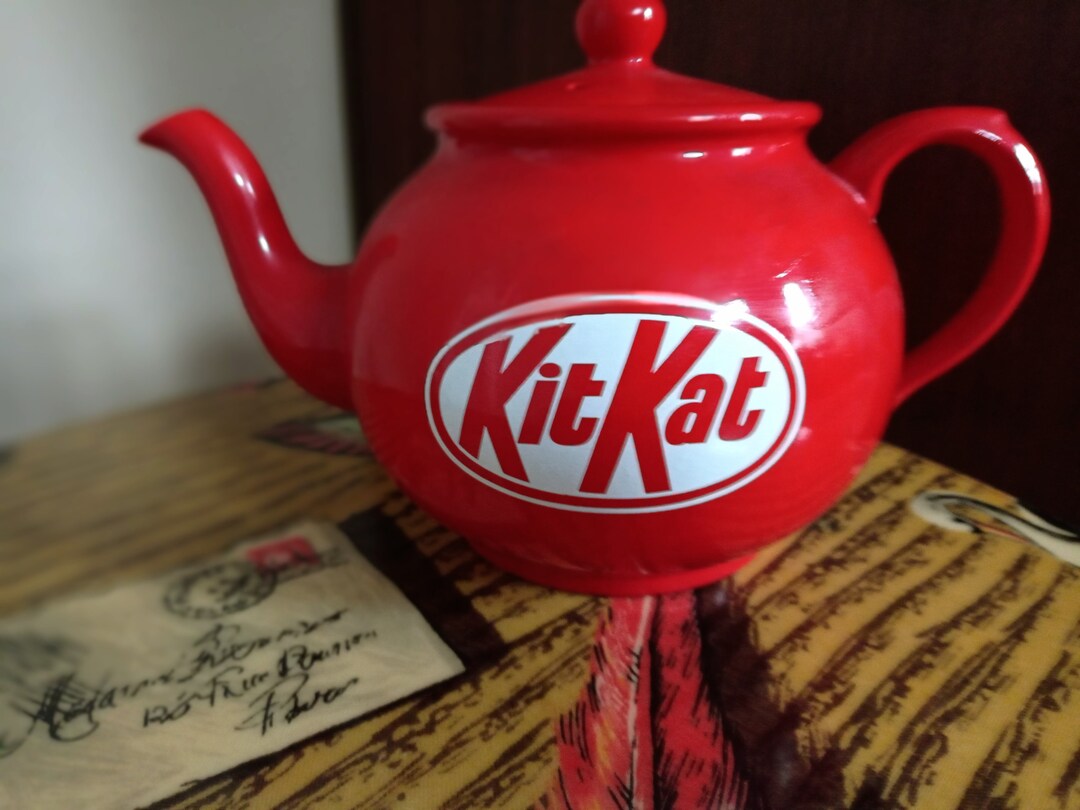Kit Kat Teapot C1980s Vintage by Arthur Wood of England. 2 Pint ...