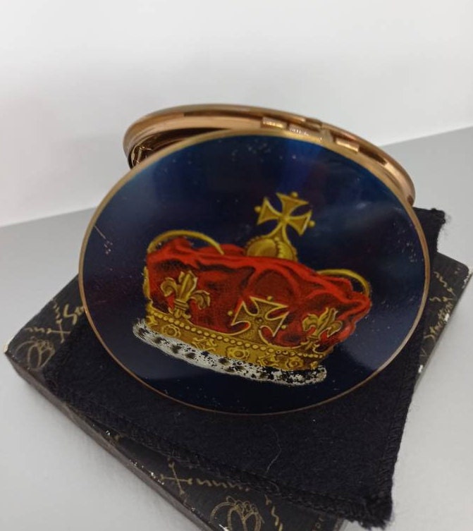 British Crown Powder Compact c1953. Luxury Gift Idea for | Etsy