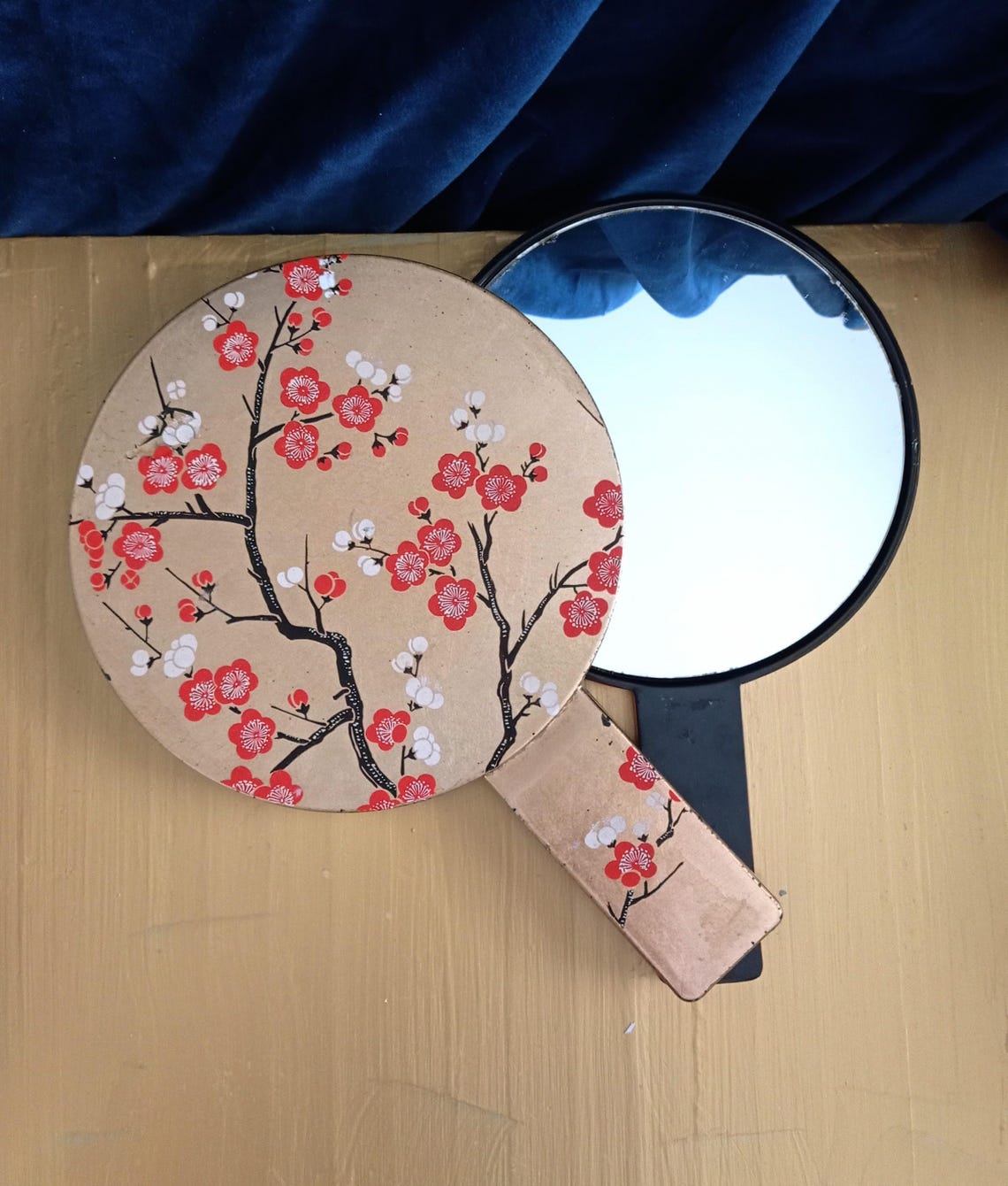 Kagami Double Mirror Lacquer Mirror Set. Cherry Blossom. for A Dressing ...