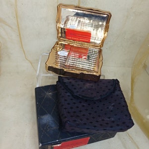 Mother of Pearl Musical Powder Compact by Stratton. Plays the Around ...