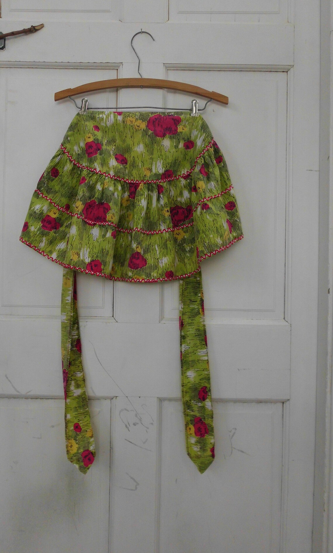 Saucy Vintage Gathered Apron - Etsy