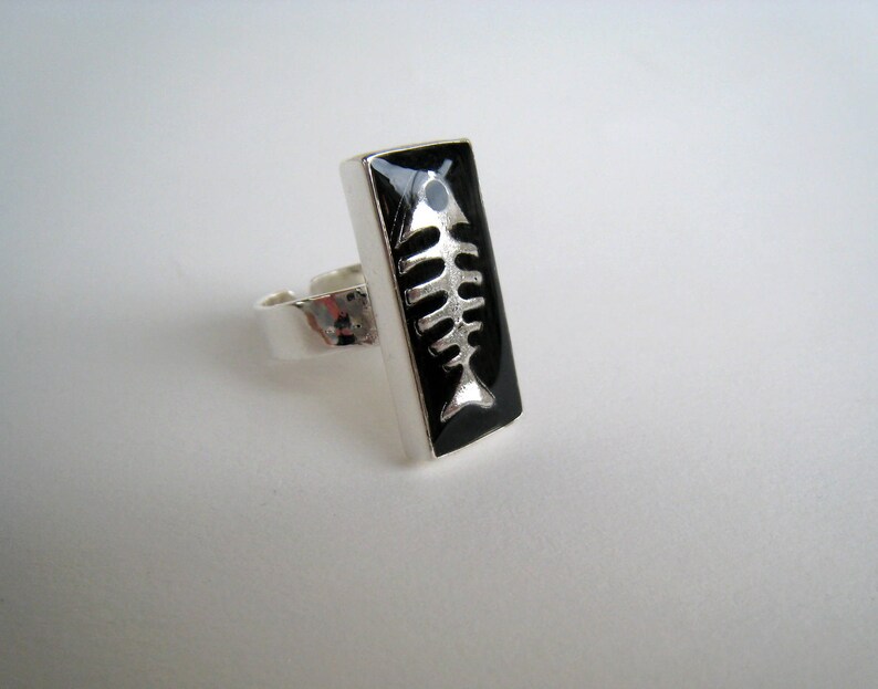 Fishbone Black Ring Made of Resin With a Silver Tone Band. | Etsy