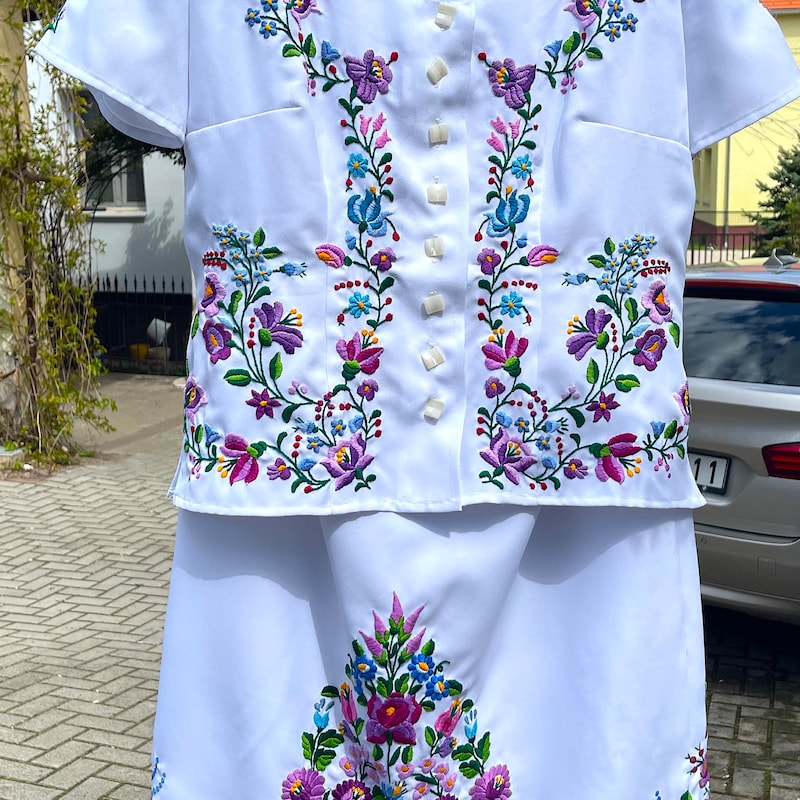 Hungarian Embroidery - Etsy