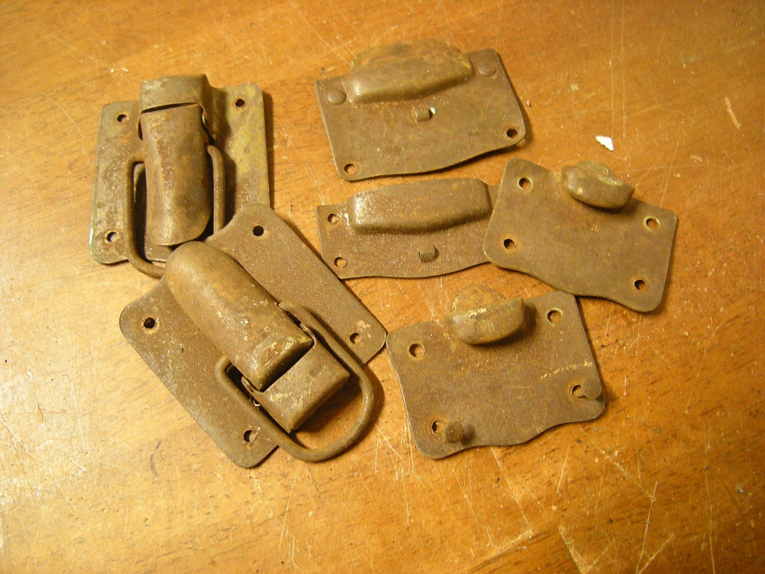 Old Rusty Latches-travel Trunk Latches-art-crafts-assemblage-supplies ...