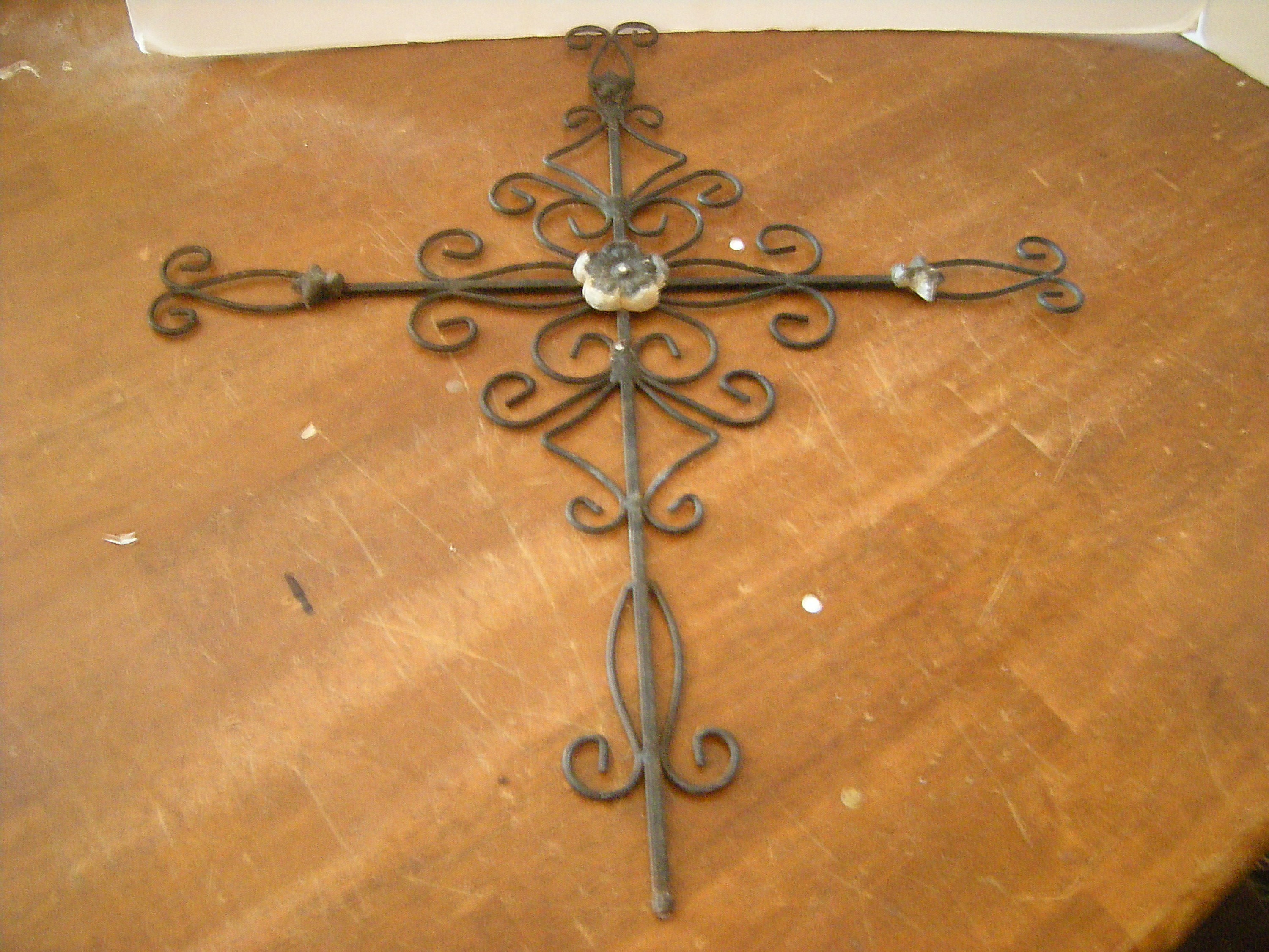 Vtge Cross-wrought Iron Cross-wall Decor-home and Living-home Decor ...