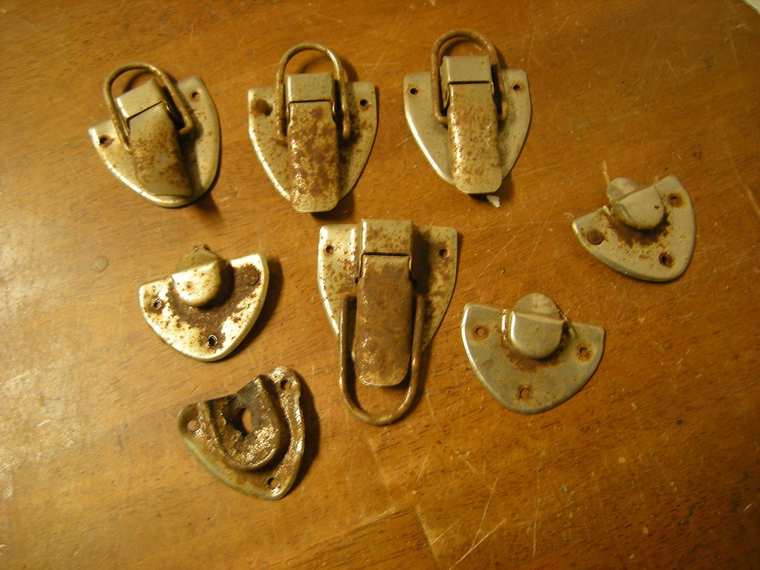 7 Vtge Latches-rusty Latches-travel Trunk Latches-art-crafts-assemblage ...
