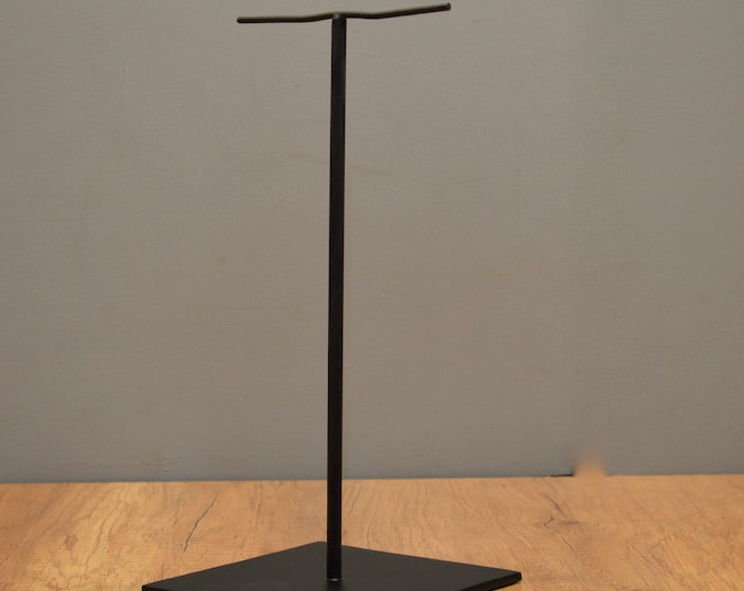 7” High Double “U” Display Stand for Sculptures - 12x4" Base - Etsy