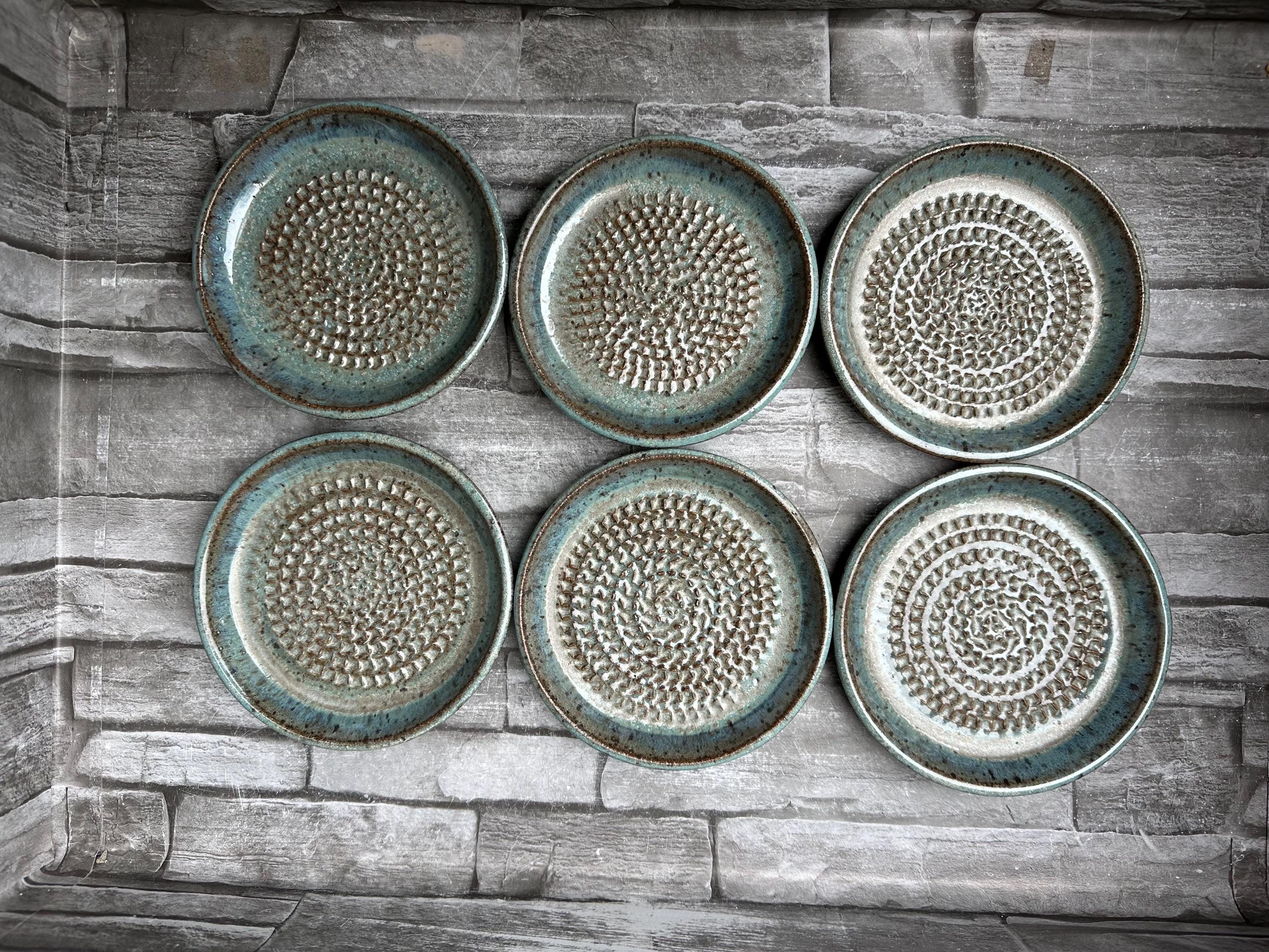 Pottery Garlic Grater, Rustic Green Ceramic Grating Plate, Garlic ...