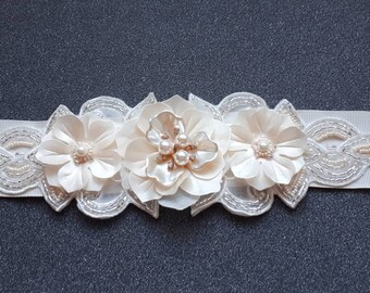 Floral bridal sash | Etsy