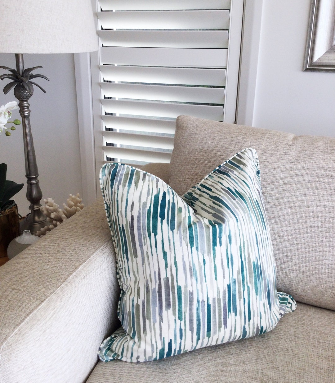 Seaglass Drizzle Pillow Cover, Kelly Ripa Drizzle Cushion Cover, Green ...