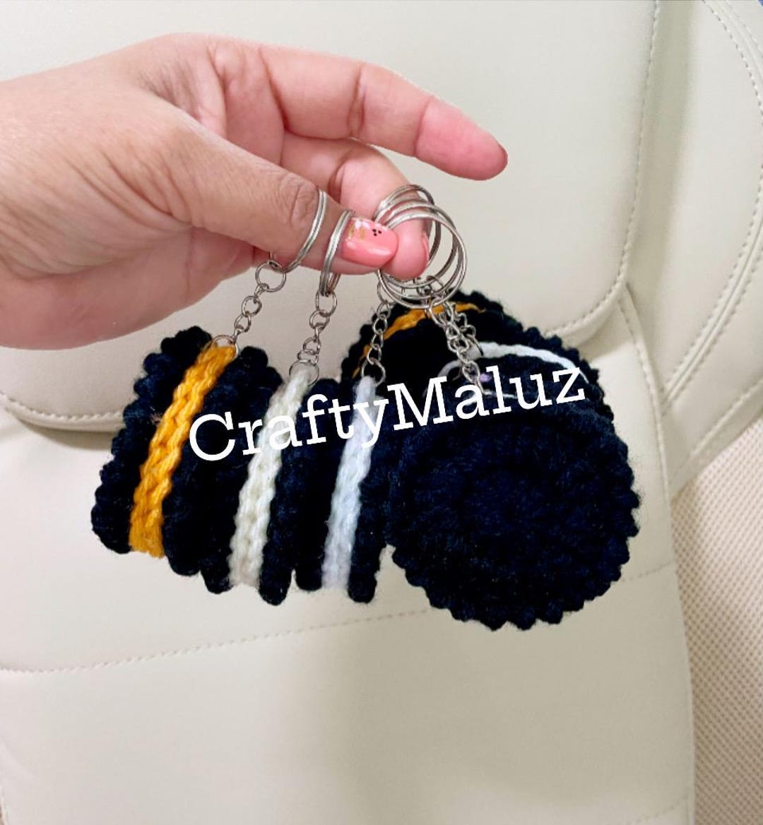 Handmade Crochet Oreo Cookie Keychain - Etsy