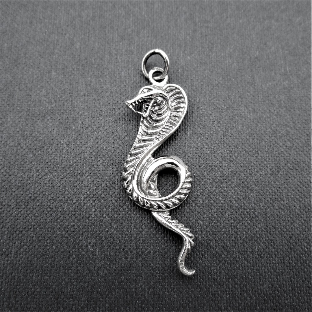 Uraeus Snake (the Cobra) Ancient Egyptian Fiery Sun Eye of Ra, the Sun ...