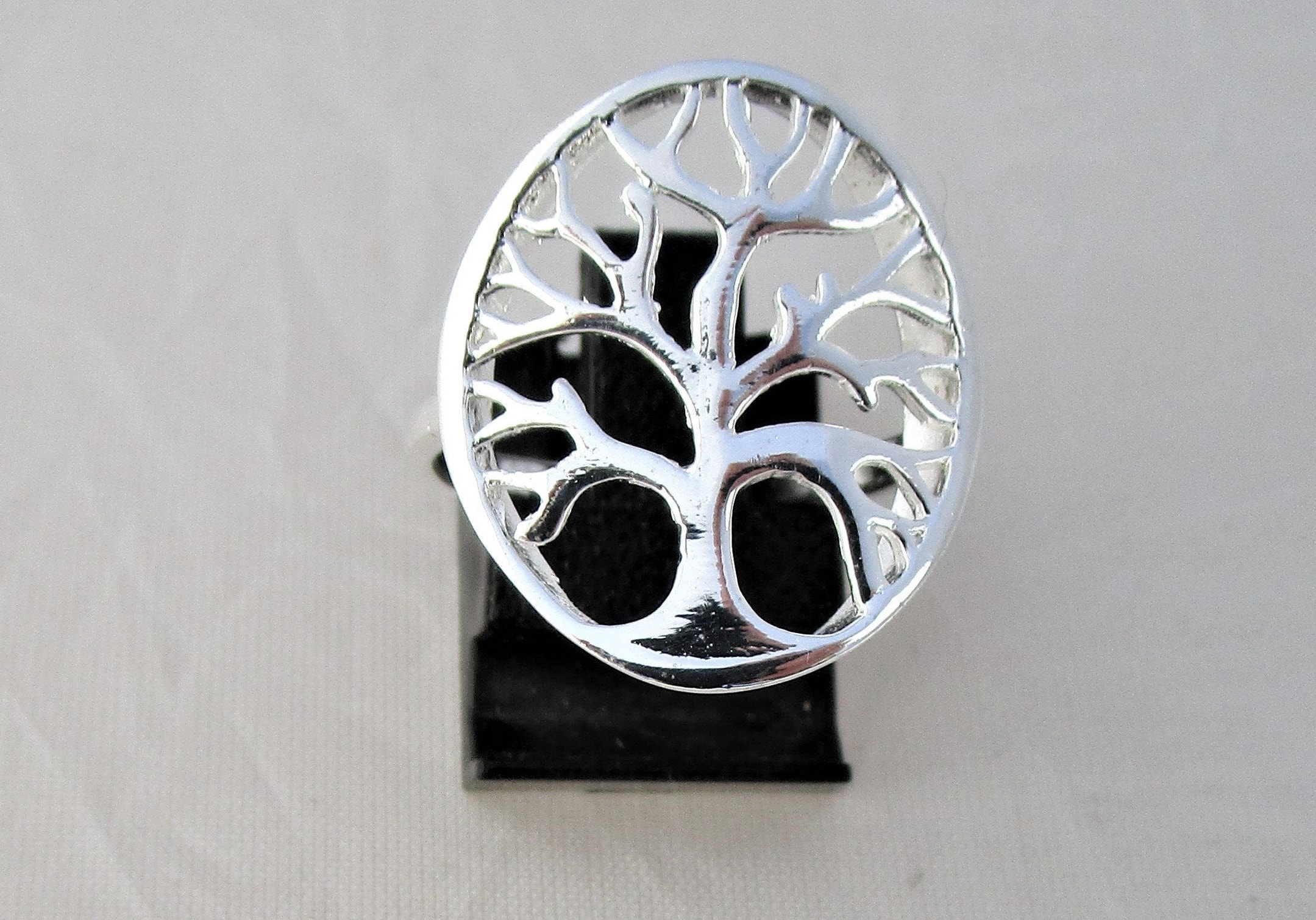 Tree of Life Ancient Egyptian Fertility Symbol - the Sacred Tree of Ra ...