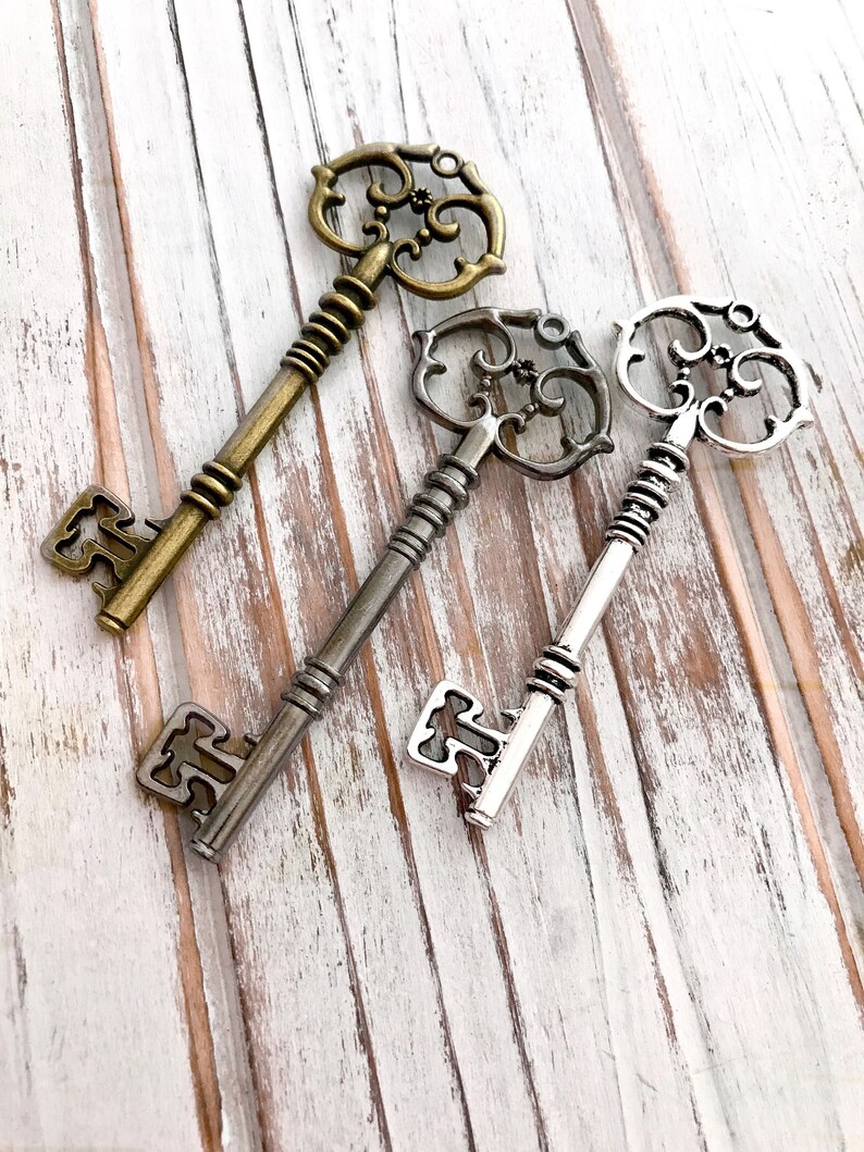 Personalized Santa's Magic Key Christmas Skeleton | Etsy