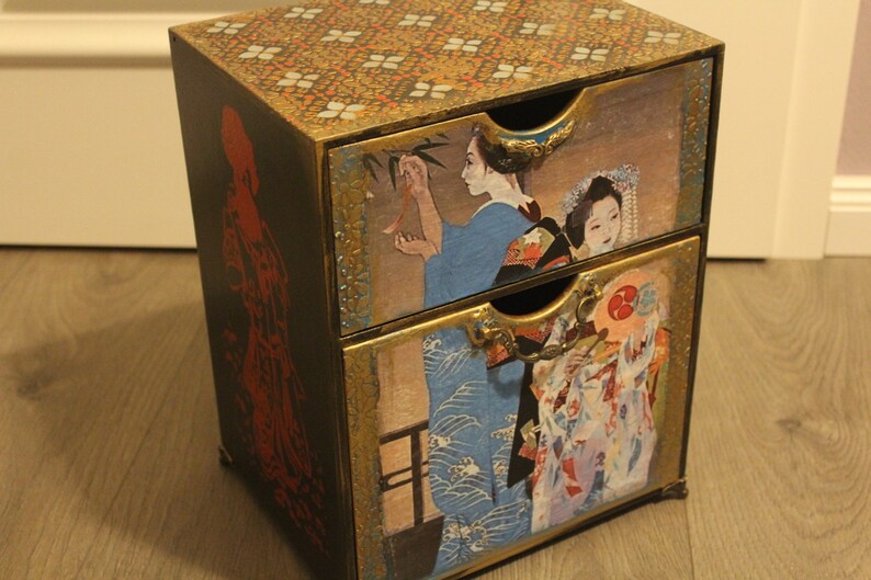 Handmade Wooden Jewelry Make up Box Keepsake Box Black Red Golden ...