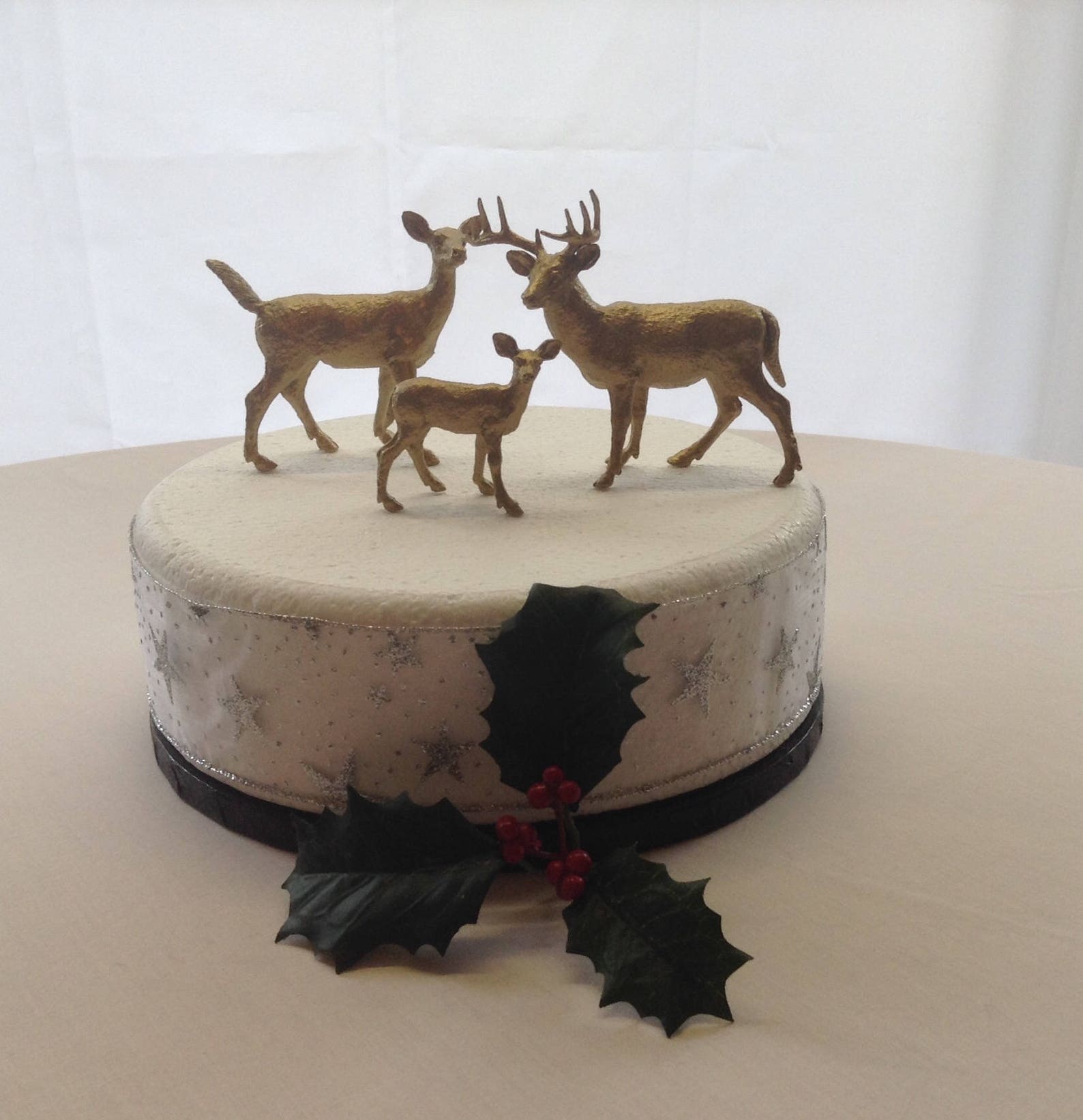 Deer Stag Doe and Fawn Cake Topper or Table Decorations in - Etsy